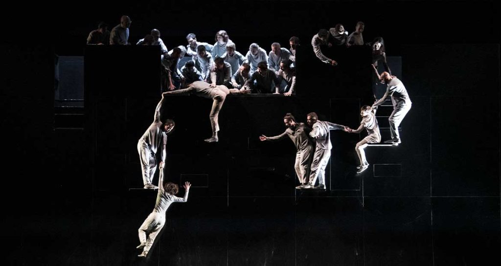 Requiem Yoann Bourgeois - LaDocumenta.eu